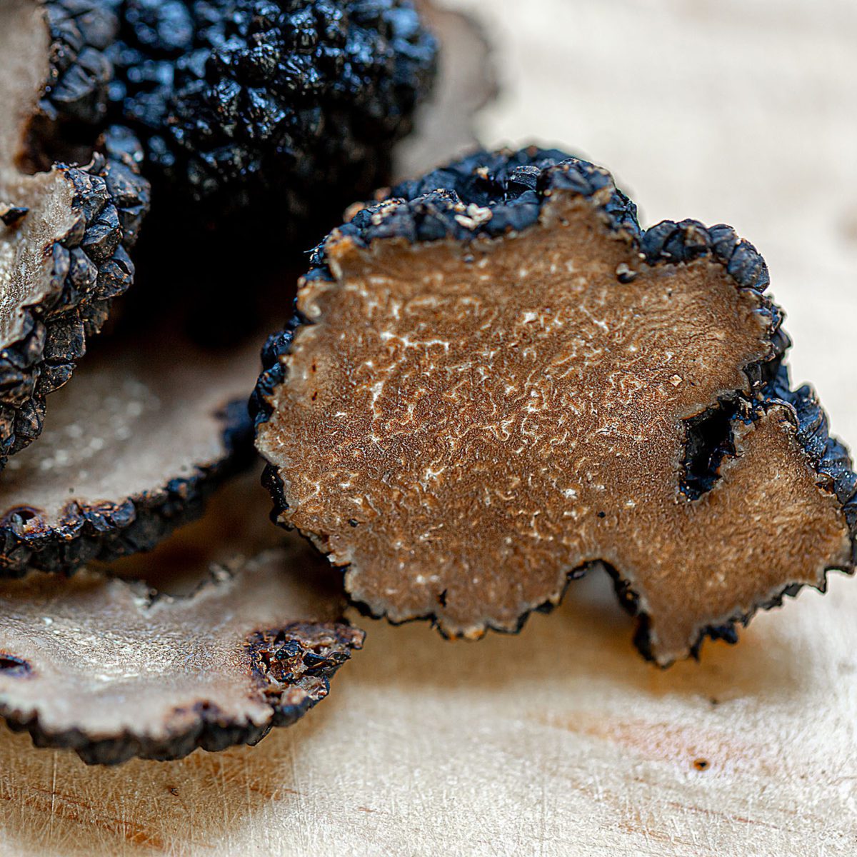 Black Truffle Olive Oil – Olive Lucy